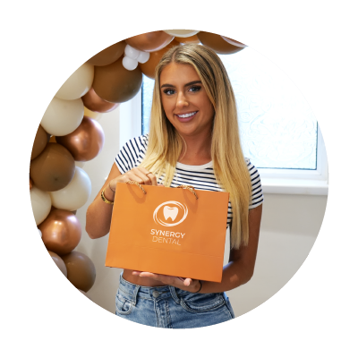Synergy Dental – A new smile in just one day
